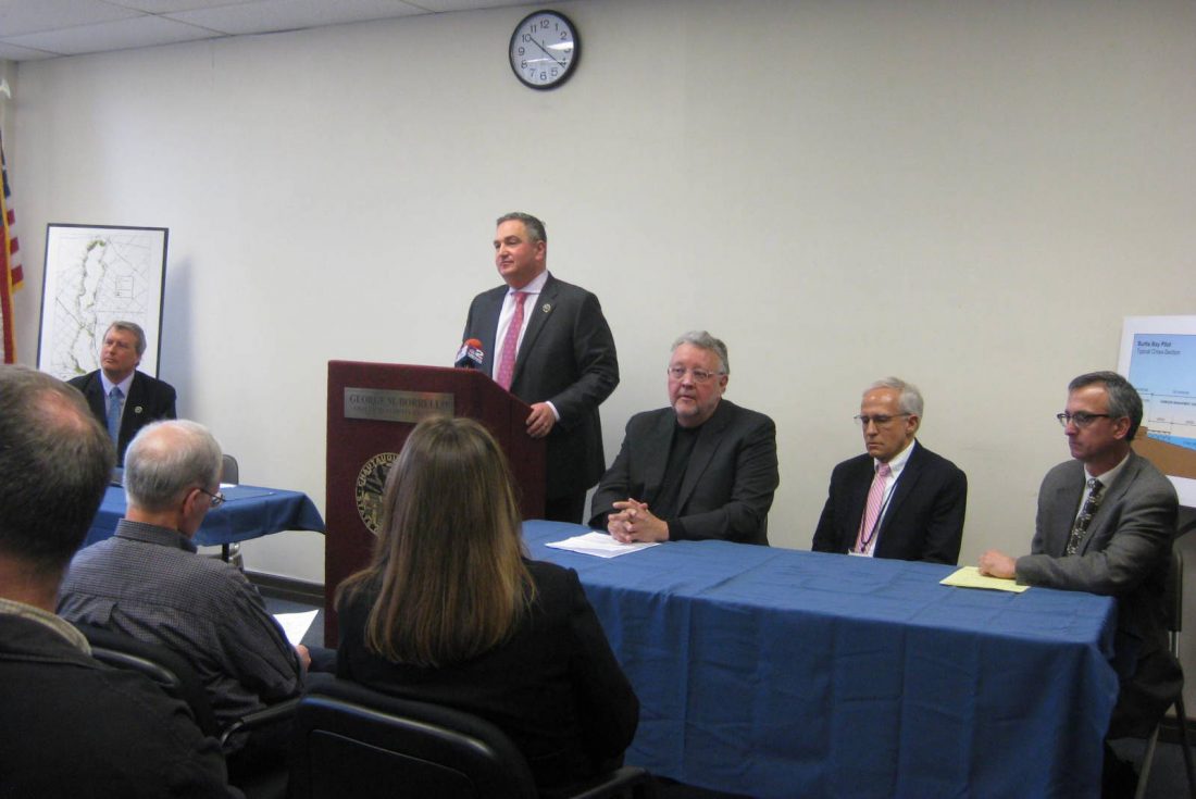 Memorandum for lake weed management officially revealed | News, Sports ...